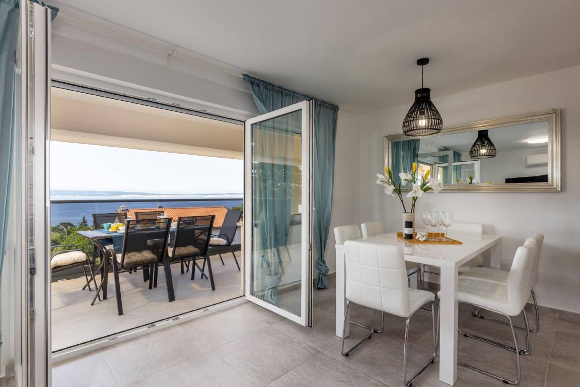 95 M² Apartment ∙ 3 Bedrooms ∙ 6 Guests - Crikvenica