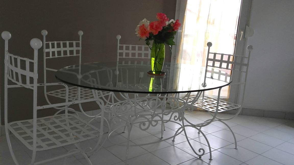 68 M² Appartement ∙ 2 Chambres ∙ 6 Personnes - Saint-Genis-Laval