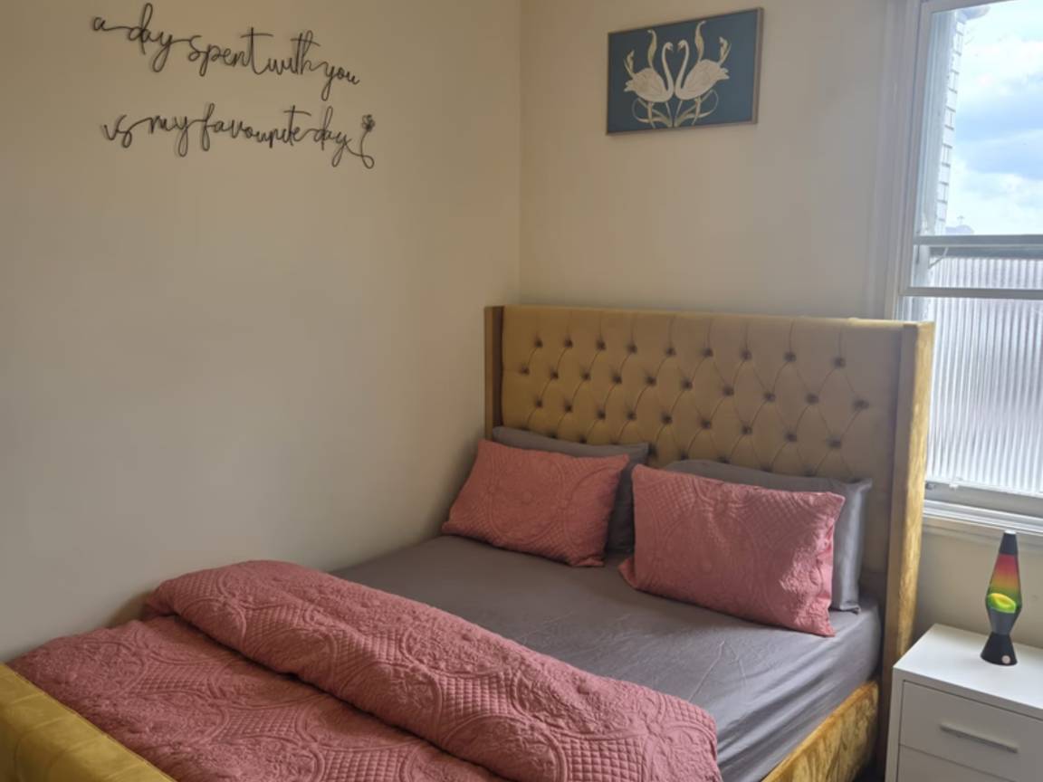93 M² Apartment ∙ 2 Bedrooms ∙ 7 Guests - Wolverhampton