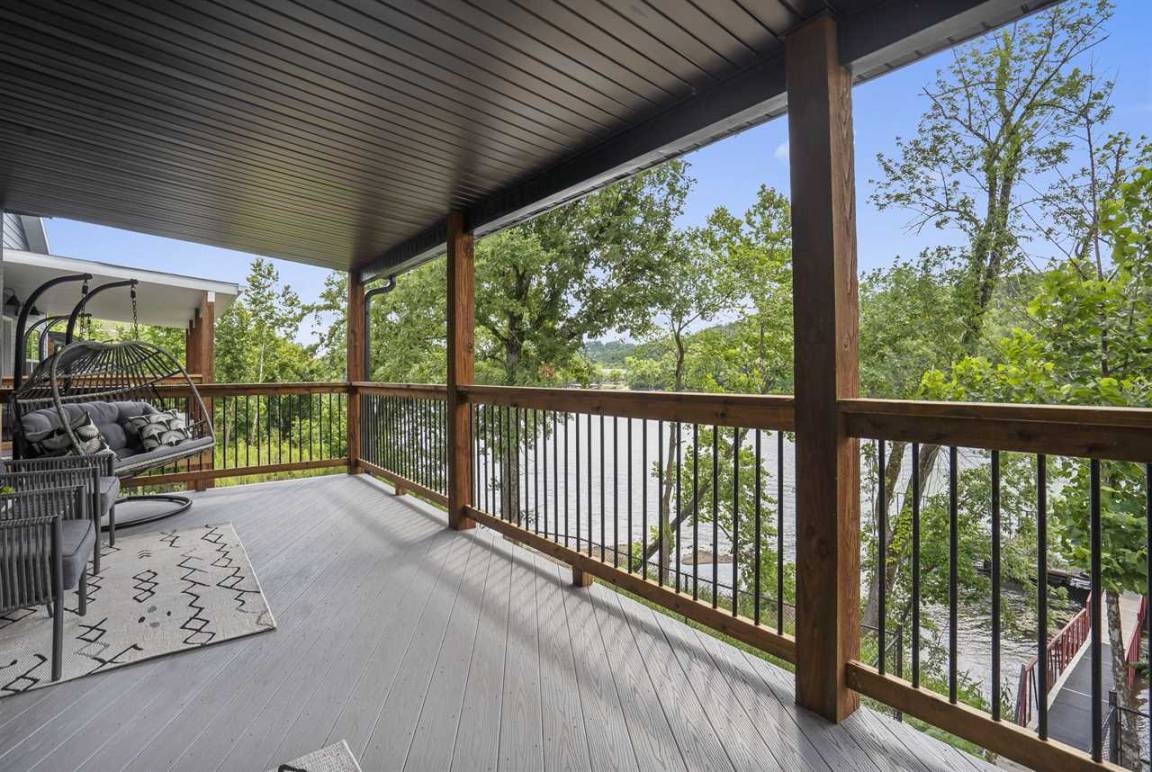House ∙ 5 Bedrooms ∙ 14 Guests - Branson, MO