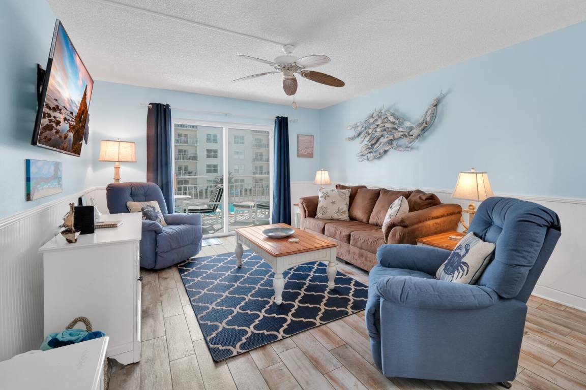 91 M² Condo ∙ 2 Bedrooms ∙ 6 Guests - Edgewater, FL