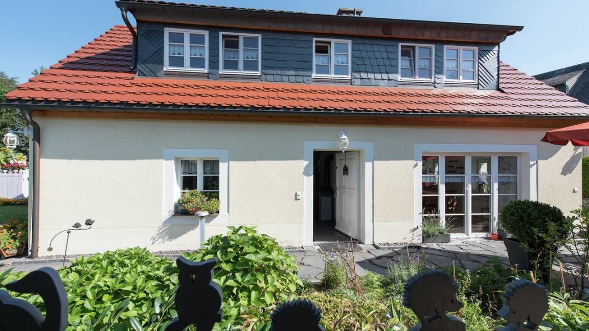 80 M² Ferienhaus ∙ 2 Schlafzimmer ∙ 4 Gäste - Augustusburg