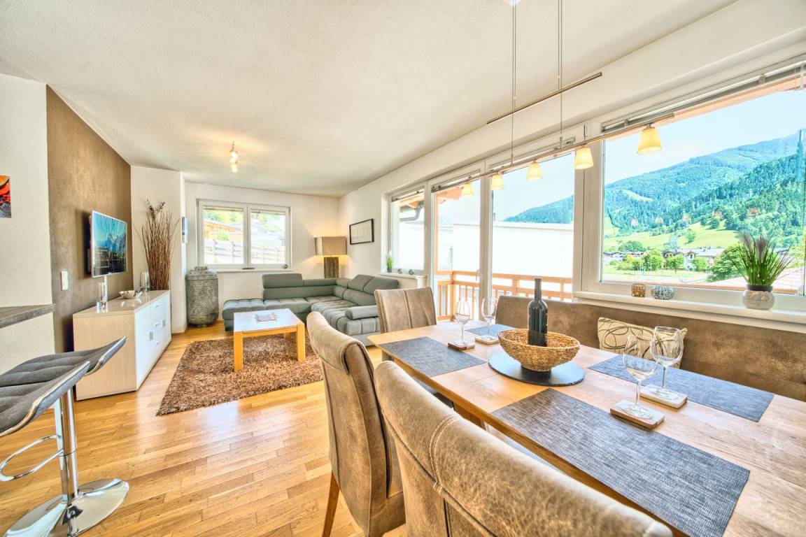 76 M² Apartment ∙ 2 Bedrooms ∙ 6 Guests - Kaprun