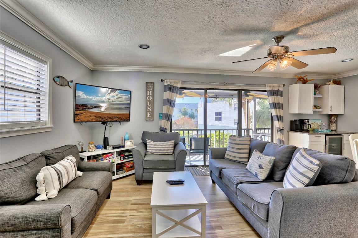 114 M² House ∙ 2 Bedrooms ∙ 6 Guests - Indian Shores, FL