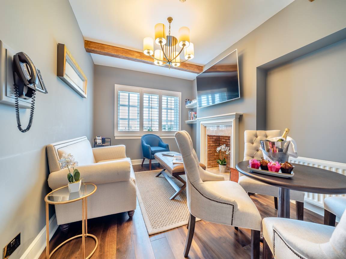 Cottage ∙ 2 Bedrooms ∙ 4 Guests - Ayrshire