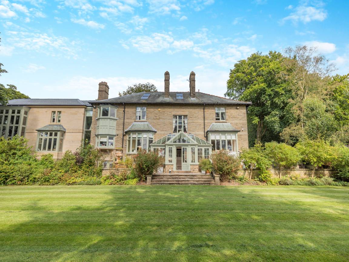 Cottage ∙ 4 Bedrooms ∙ 8 Guests - Buxton