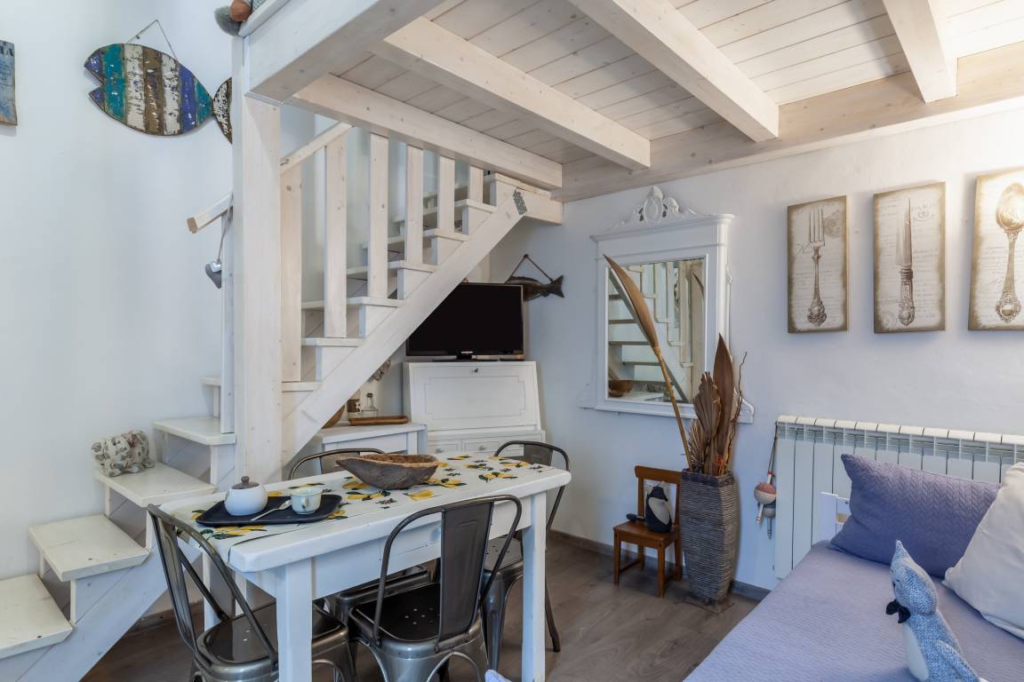 45 M² Ferienhaus ∙ 1 Schlafzimmer ∙ 5 Gäste - Pietrasanta
