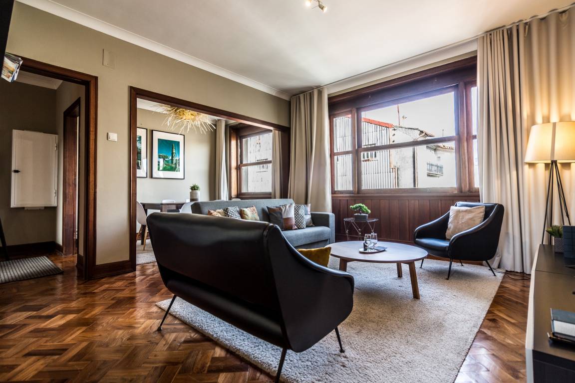 105 M² Apartamento ∙ 3 Habitaciones ∙ 6 Huéspedes - Oporto
