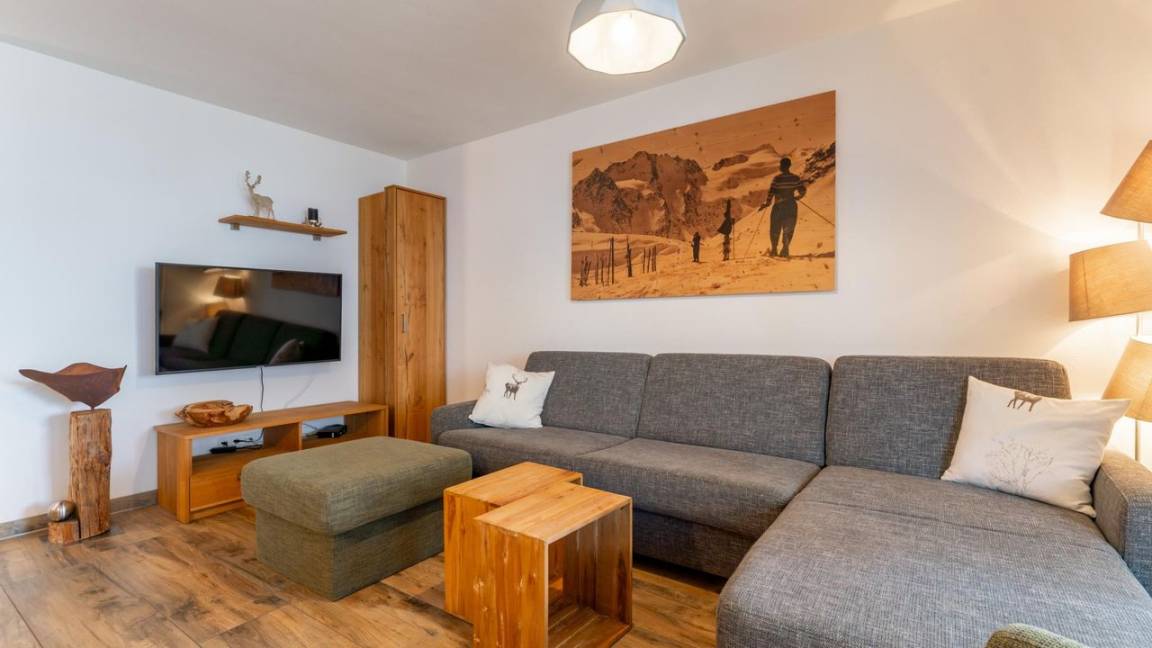 68 M² Ferienwohnung ∙ 2 Schlafzimmer ∙ 6 Gäste - Maishofen