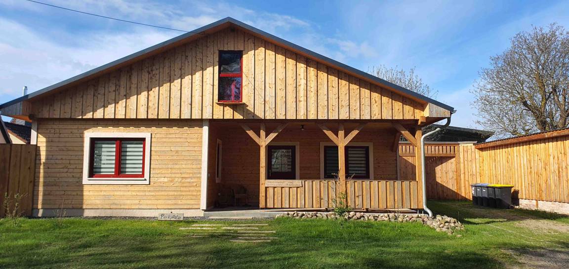 100 M² Ferienhaus ∙ 5 Schlafzimmer ∙ 9 Gäste - Oberuckersee