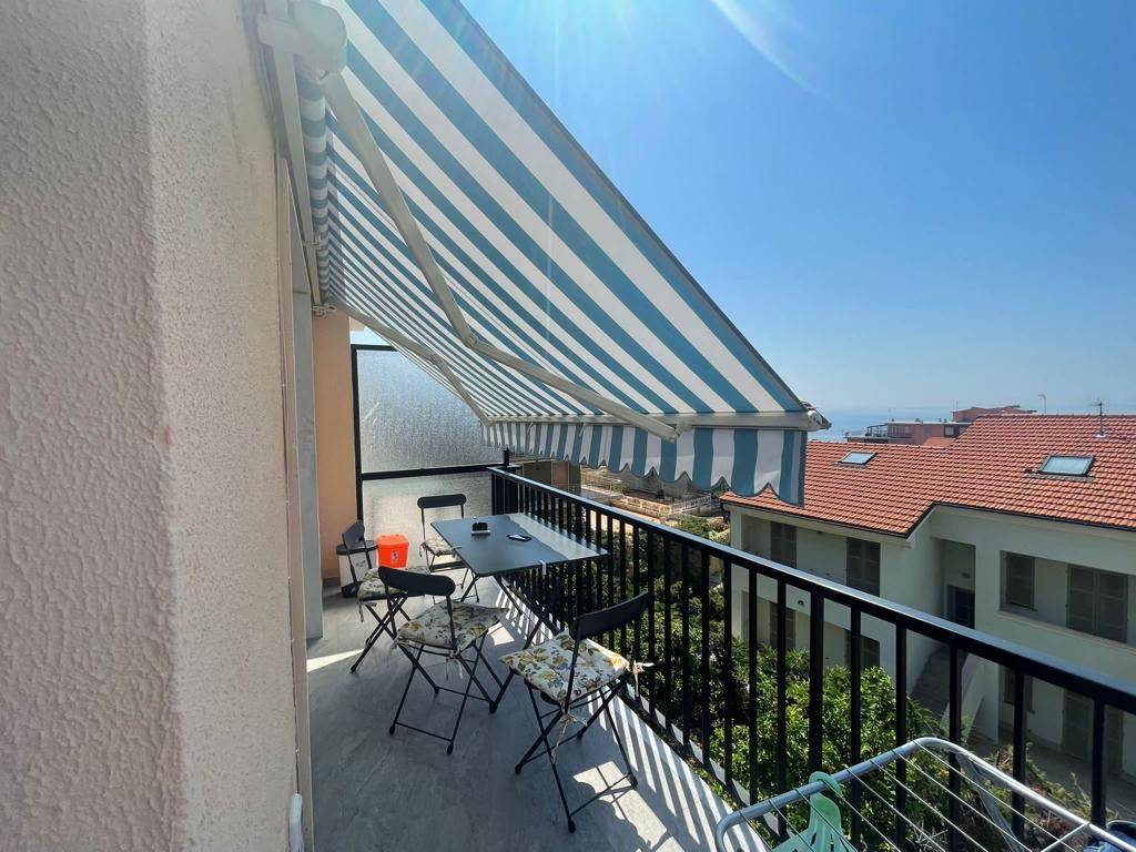 50 M² Appartamento Vacanza ∙ 1 Camera Da Letto ∙ 4 Ospiti - Riva ligure