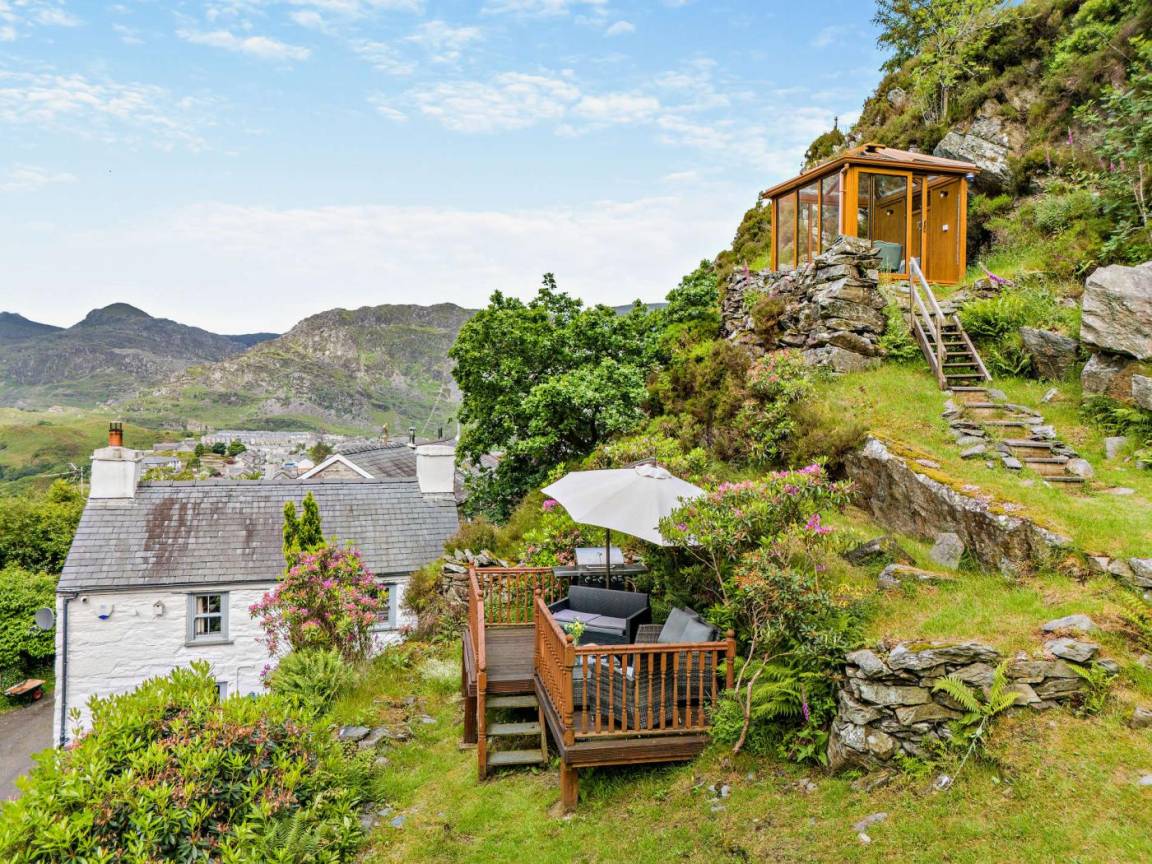 Cottage ∙ 3 Bedrooms ∙ 5 Guests - Blaenau Ffestiniog