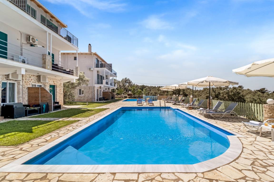 80 M² Apartment ∙ 2 Bedrooms ∙ 5 Guests - Lefkada
