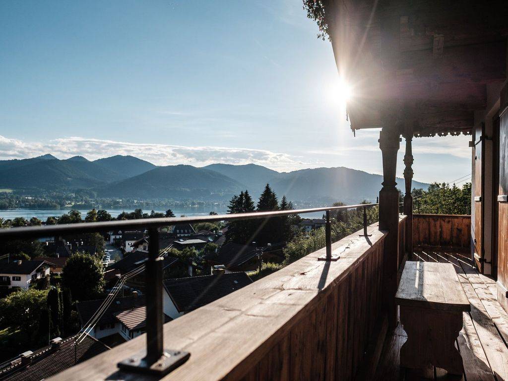 80 M² Apartment ∙ 2 Bedrooms ∙ 2 Guests - Tegernsee