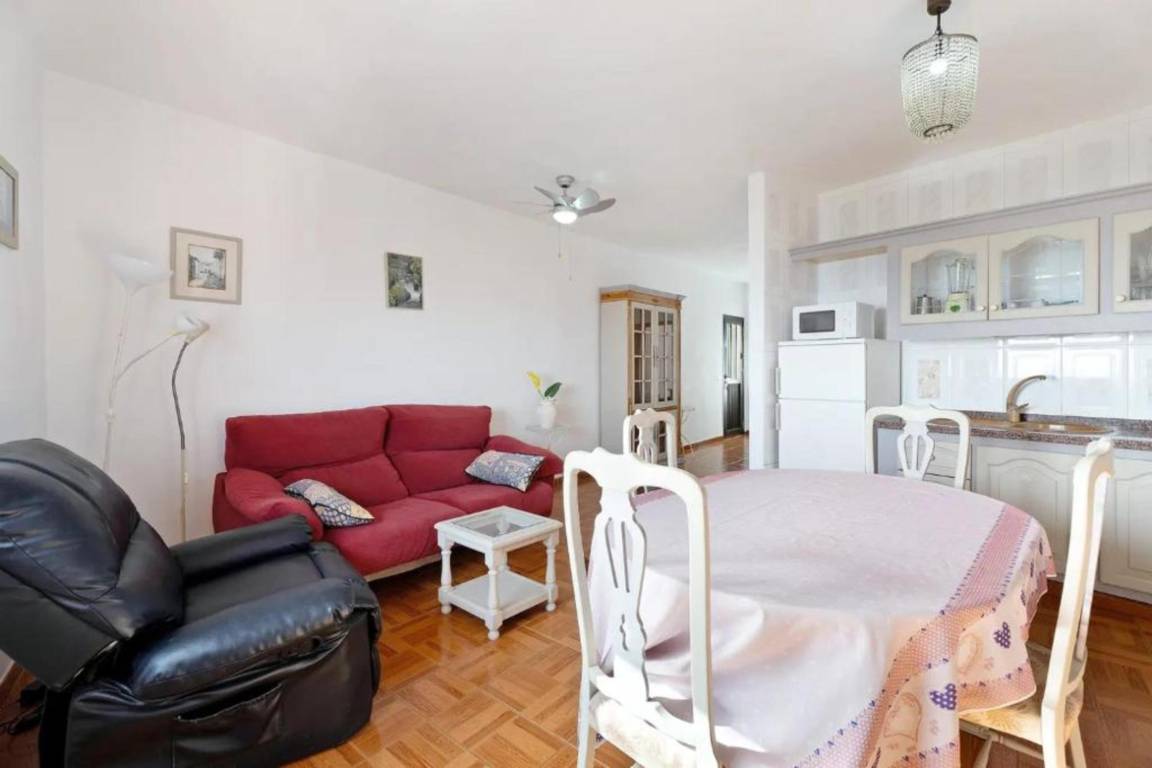 80 M² Ferienhaus ∙ 2 Schlafzimmer ∙ 7 Gäste - El Hierro