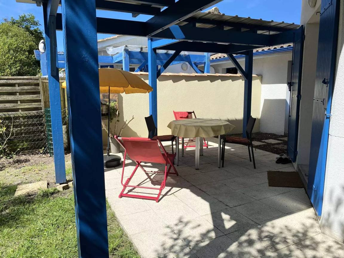 55 M² Ferienhaus ∙ 2 Schlafzimmer ∙ 2 Gäste - Hourtin