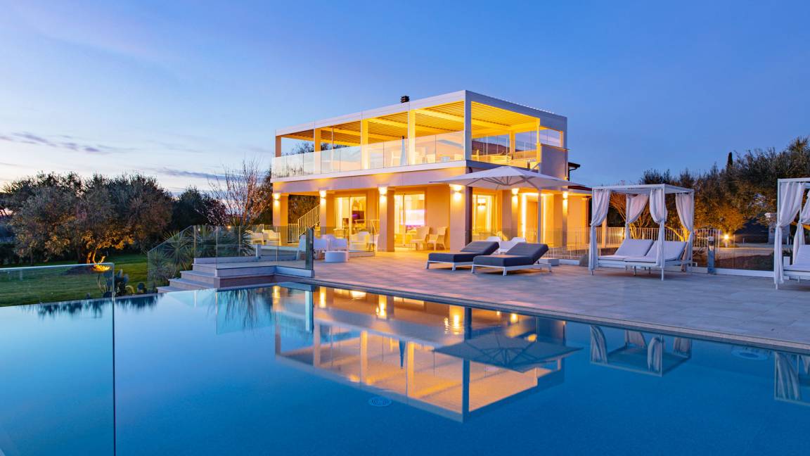 595 M² Villa ∙ 6 Chambres ∙ 12 Personnes - San Vincenzo