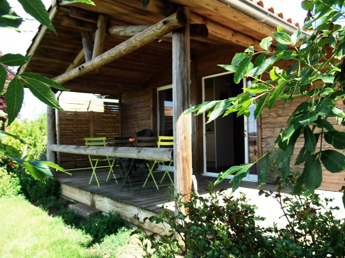 35 M² Chalet ∙ 2 Habitaciones ∙ 4 Huéspedes - Gers