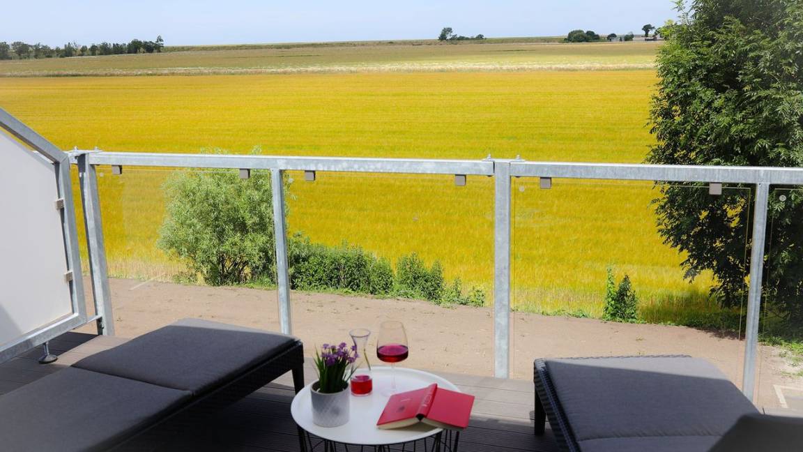 63 M² Apartment ∙ 2 Bedrooms ∙ 5 Guests - Carolinensiel