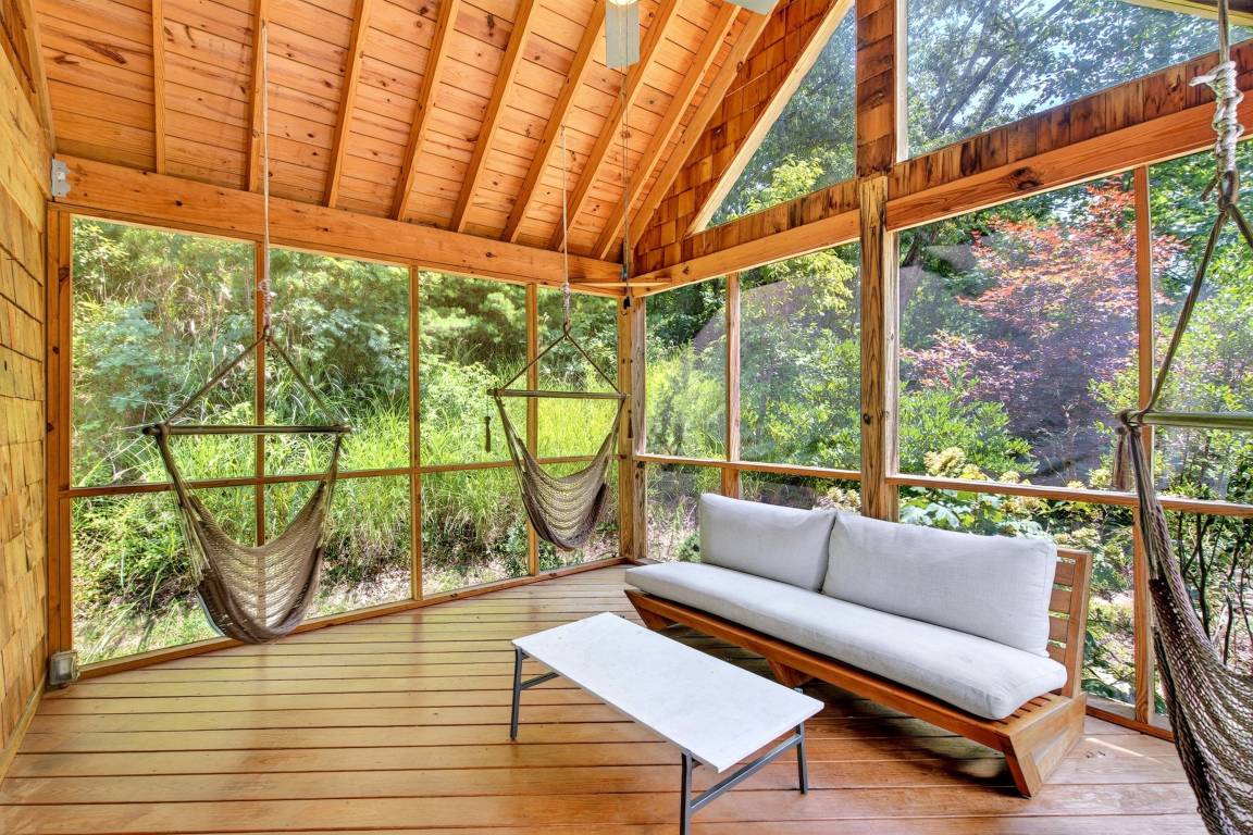 191 M² House ∙ 3 Bedrooms ∙ 6 Guests - Weaverville, NC