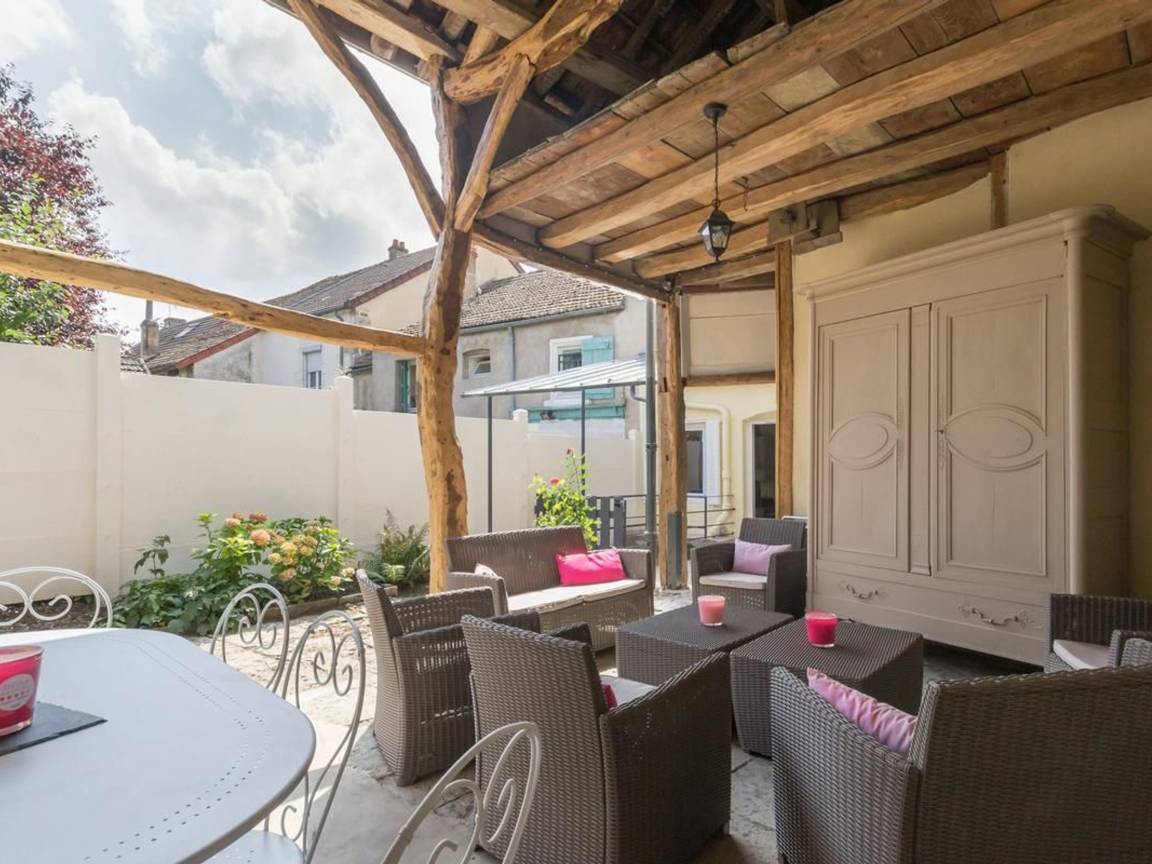 110 M² Cottage ∙ 4 Chambres ∙ 9 Personnes - Baubigny