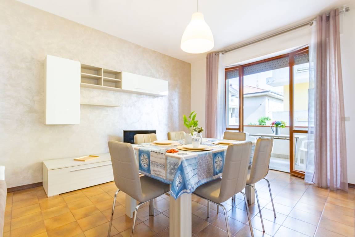 70 M² Maison De Vacances ∙ 2 Chambres ∙ 5 Personnes - Giulianova