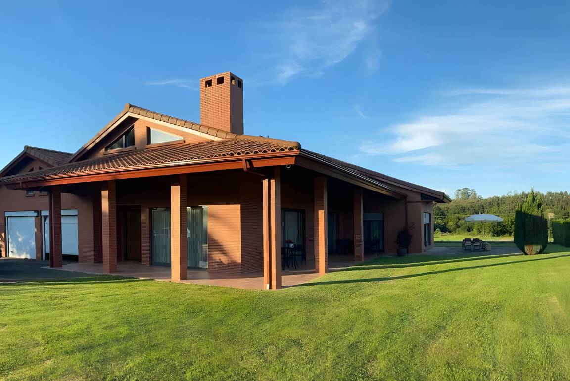 400 M² Villa ∙ 4 Slaapkamers ∙ 10 Gasten - Santa Cruz de Bezana