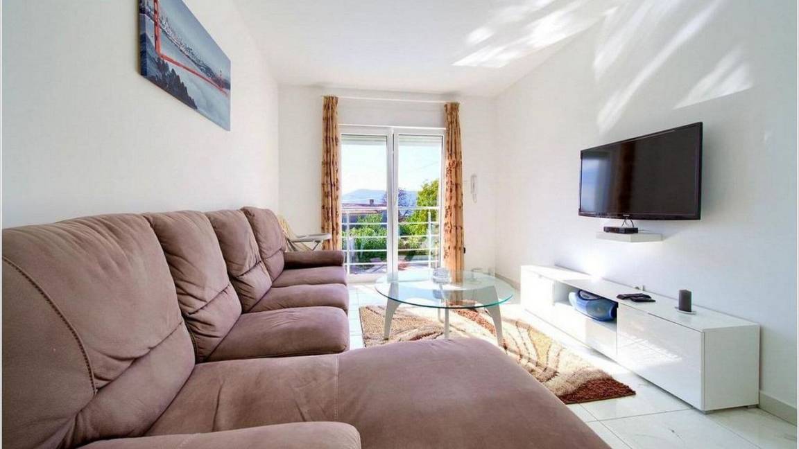 135 M² Apartment ∙ 4 Bedrooms ∙ 10 Guests - Cres