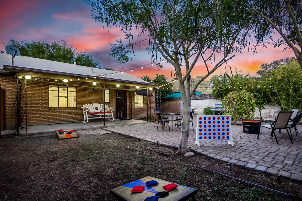 111 M² House ∙ 2 Bedrooms ∙ 6 Guests - Phoenix Art Museum