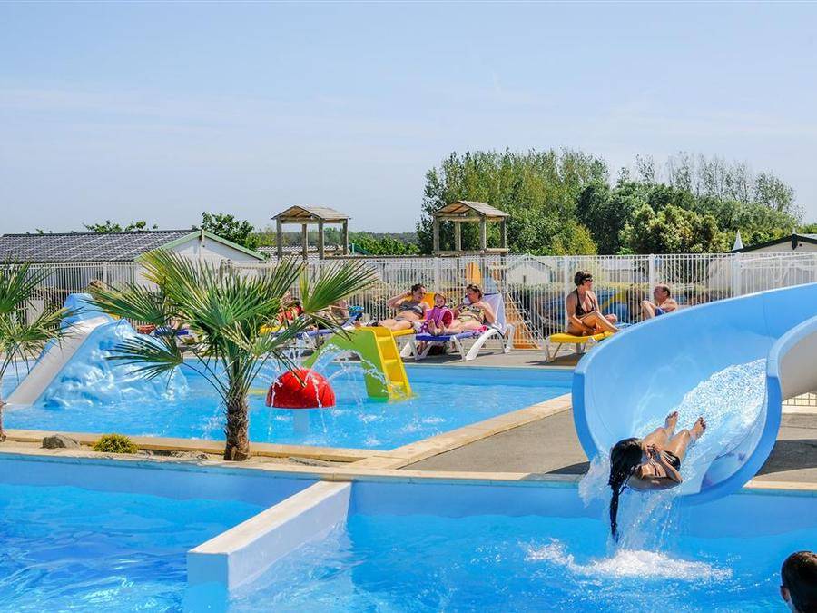 40 M² Chalet ∙ 2 Chambres ∙ 4 Personnes - Brem-sur-Mer