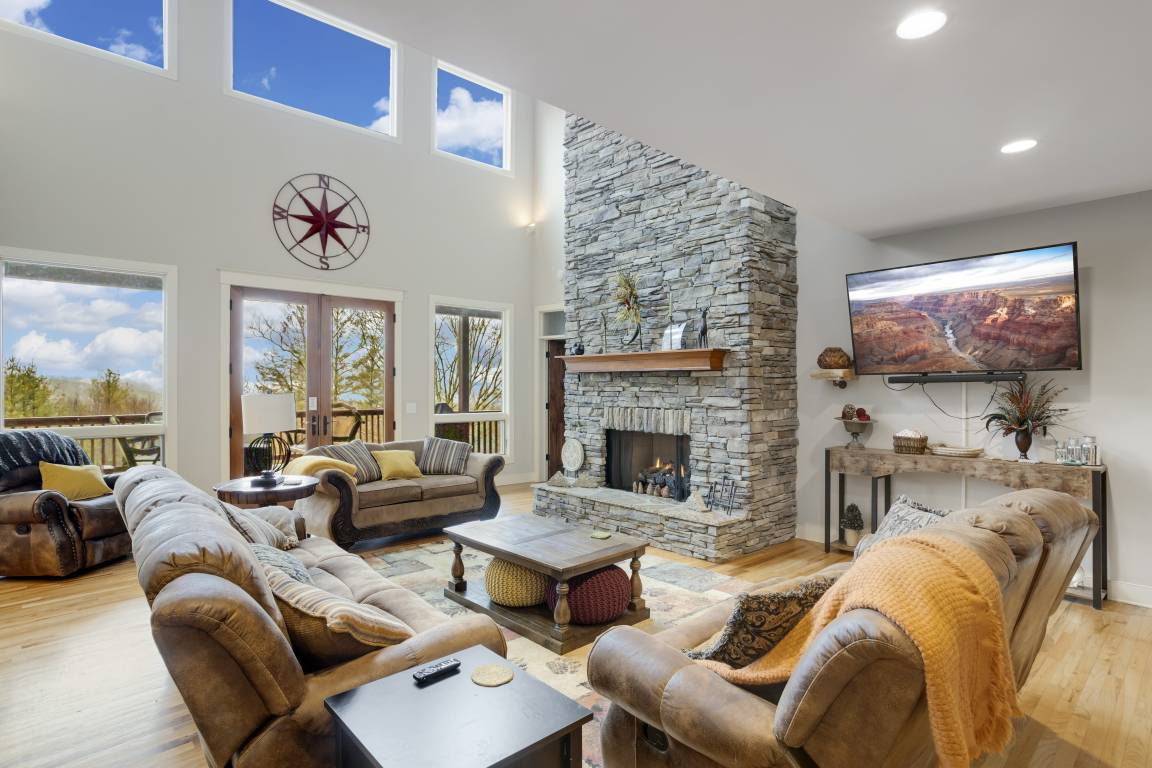 400 M² Cabin ∙ 4 Bedrooms ∙ 16 Guests - Sugar Mountain, NC