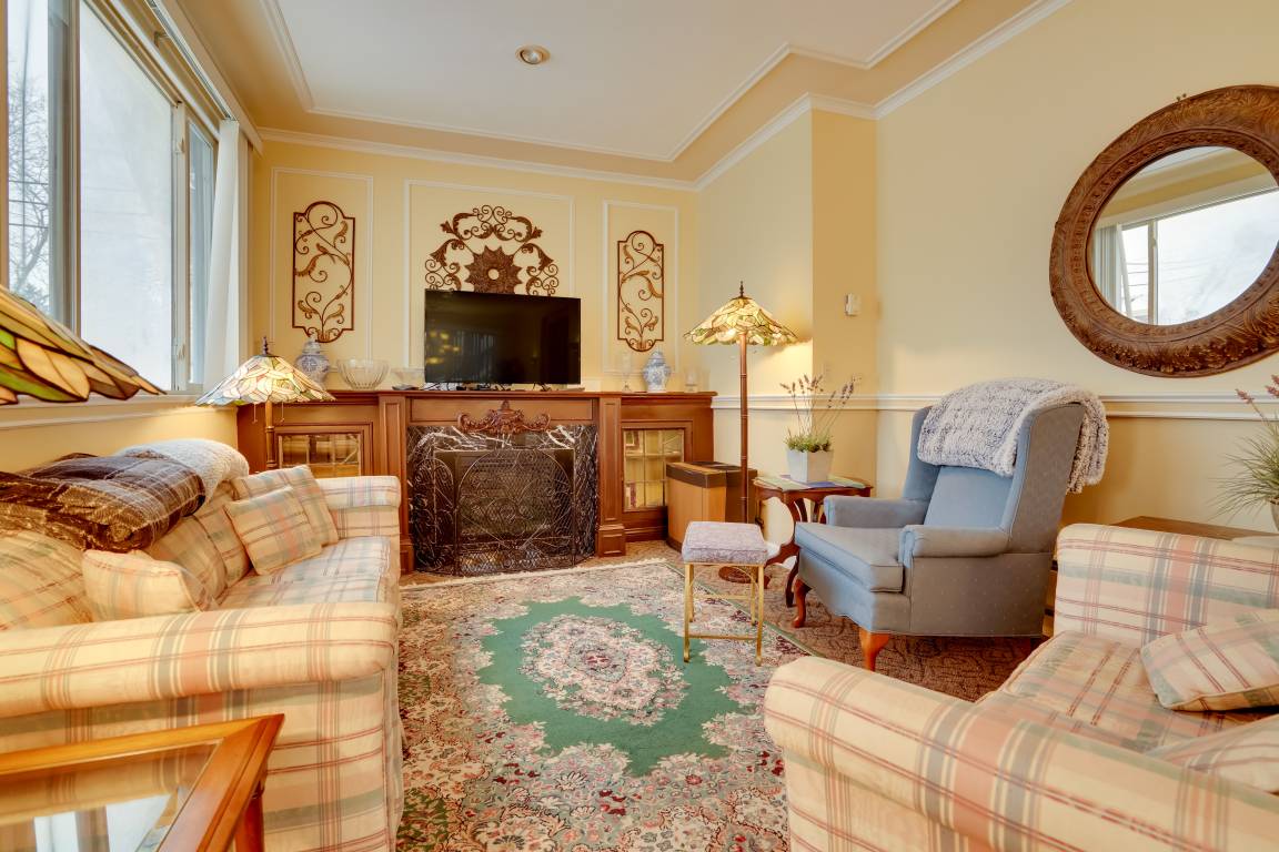 195 M² Apartment ∙ 3 Bedrooms ∙ 8 Guests - Minneapolis, MN