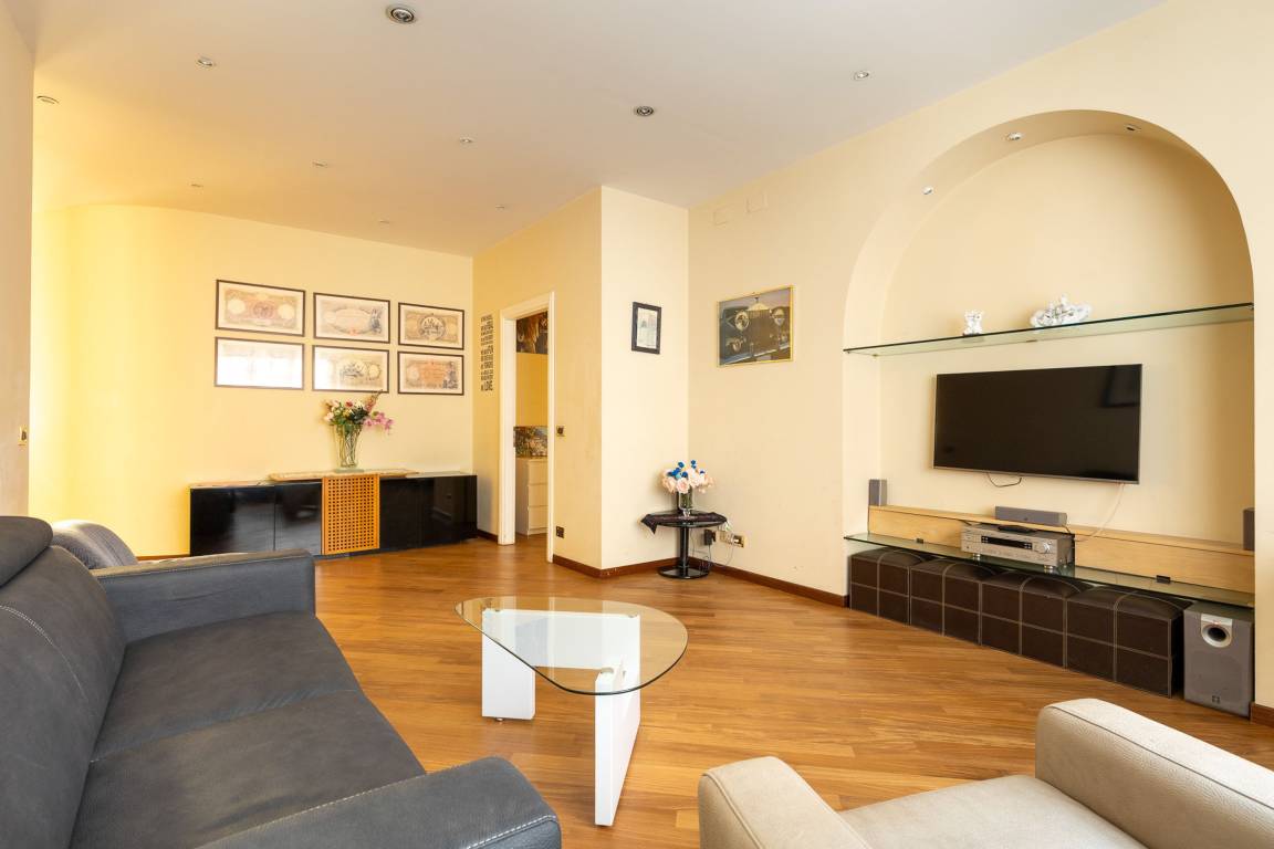 120 M² Apartment ∙ 2 Bedrooms ∙ 6 Guests - Bologna