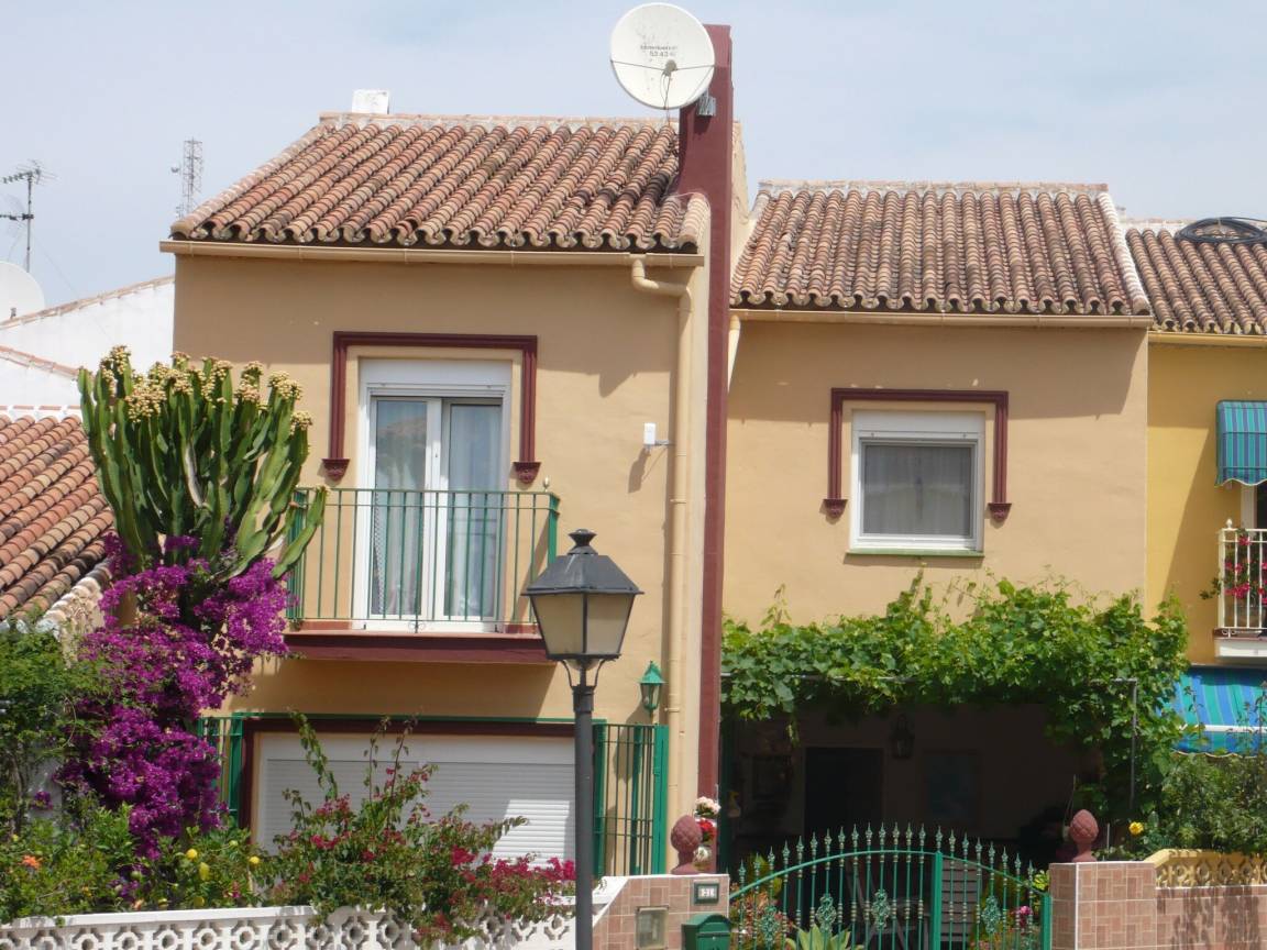 100 M² Huis ∙ 2 Slaapkamers ∙ 6 Gasten - Torrox