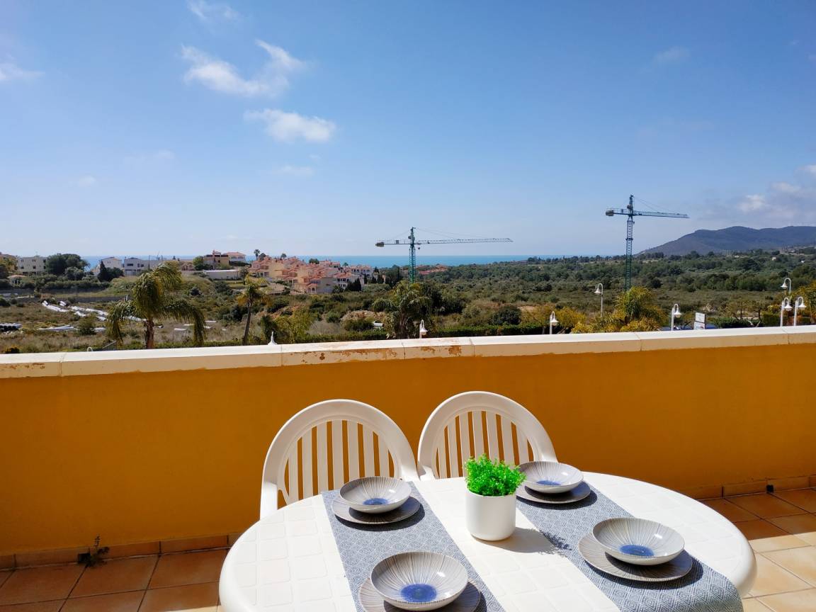 60 M² Huoneisto ∙ 2 Makuuhuonetta ∙ 5 Vierasta - Peniscola
