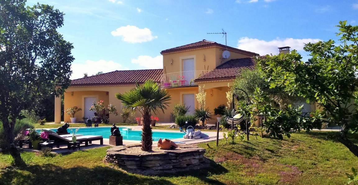 165 M² Gîte ∙ 1 Chambre ∙ 4 Personnes - Cahors