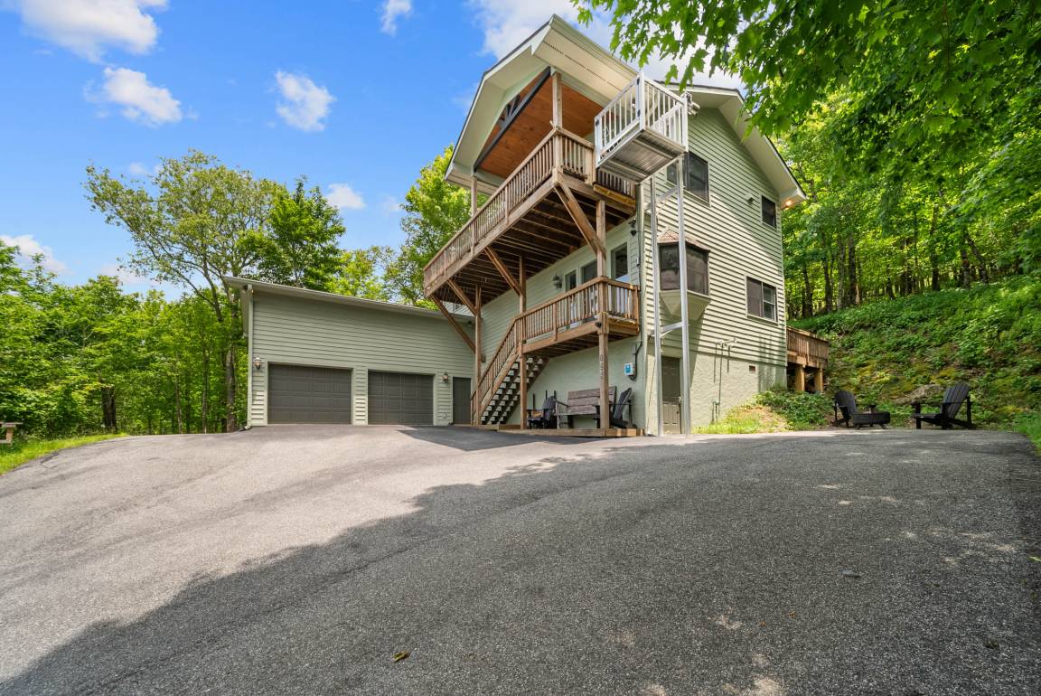 House ∙ 3 Bedrooms ∙ 8 Guests - Watauga Lake, TN
