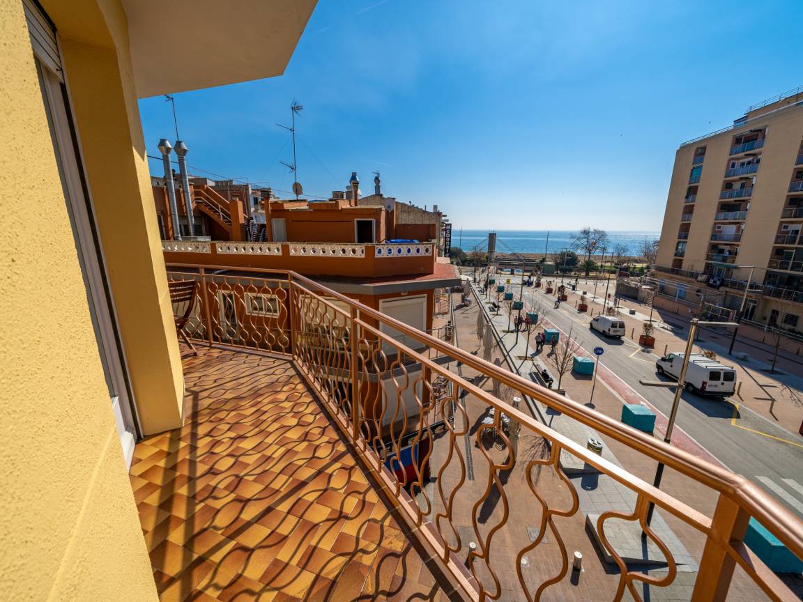 55 M² Apartamento ∙ 2 Habitaciones ∙ 4 Huéspedes - Pineda de Mar