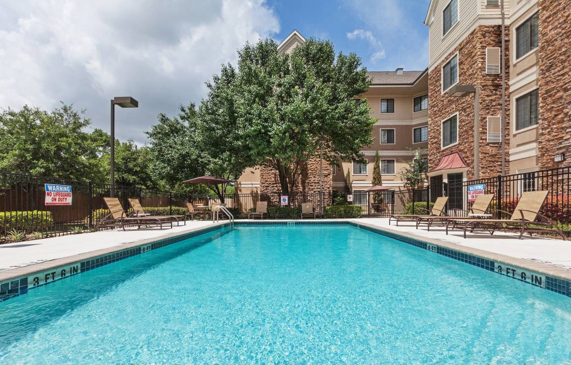 Hotel ∙ 1 Bedroom ∙ 4 Guests - Round Rock, TX