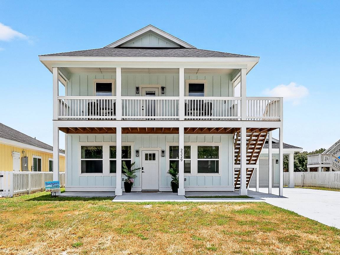 168 M² House ∙ 3 Bedrooms ∙ 10 Guests - Rockport, TX