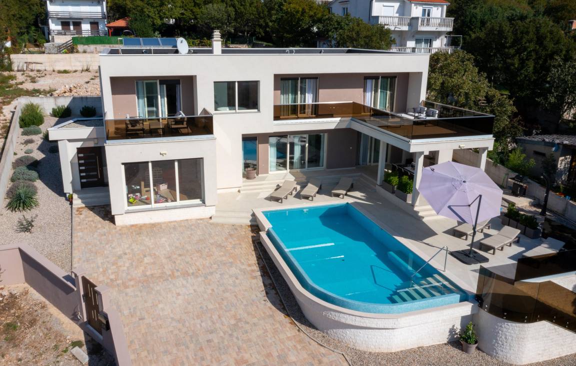 230 M² House ∙ 3 Bedrooms ∙ 6 Guests - Dramalj