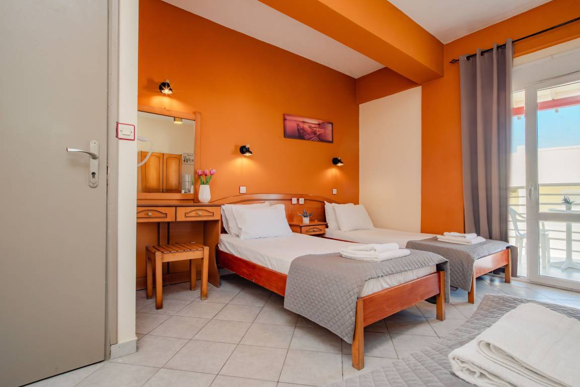 30 M² Studio ∙ 1 Slaapkamer ∙ 3 Gasten - Kavos