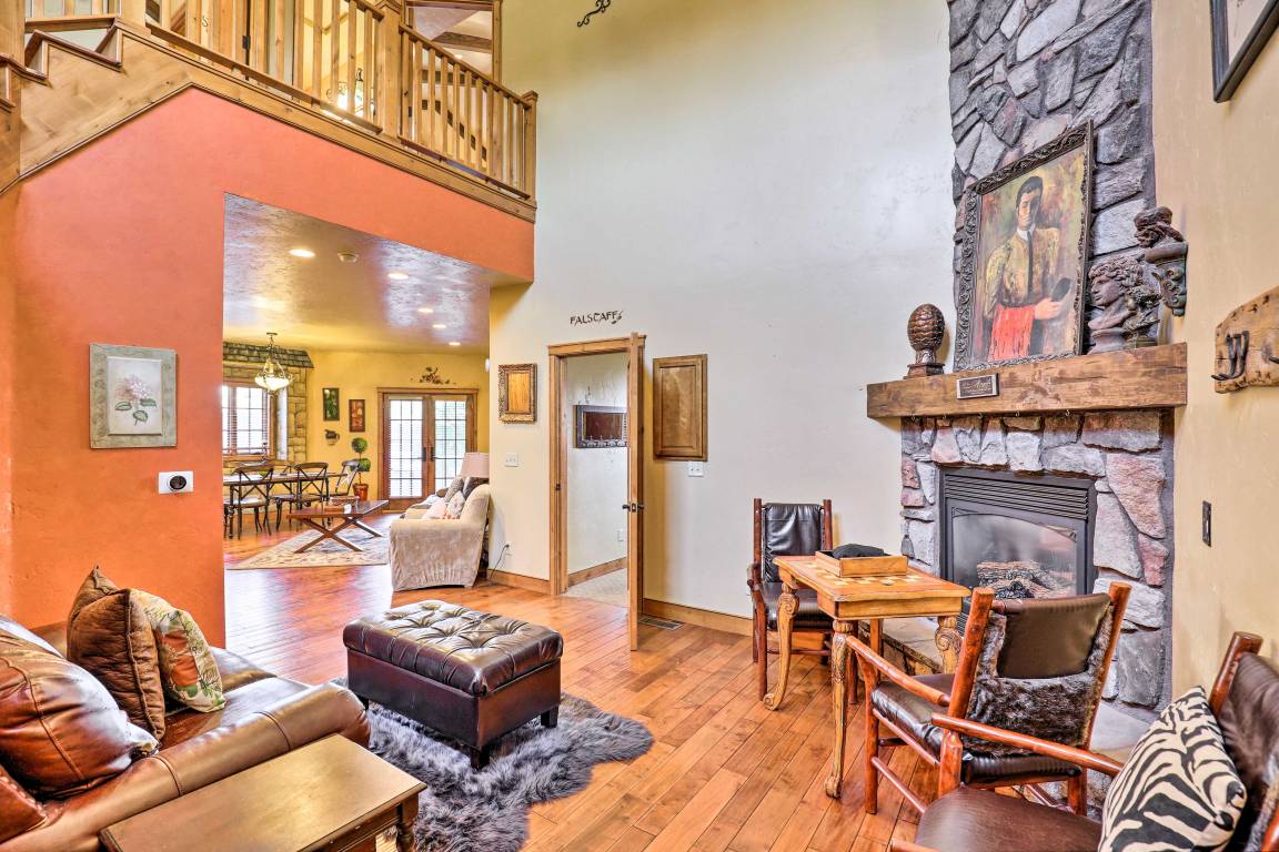 180 M² Apartment ∙ 3 Bedrooms ∙ 10 Guests - Cedar City, UT