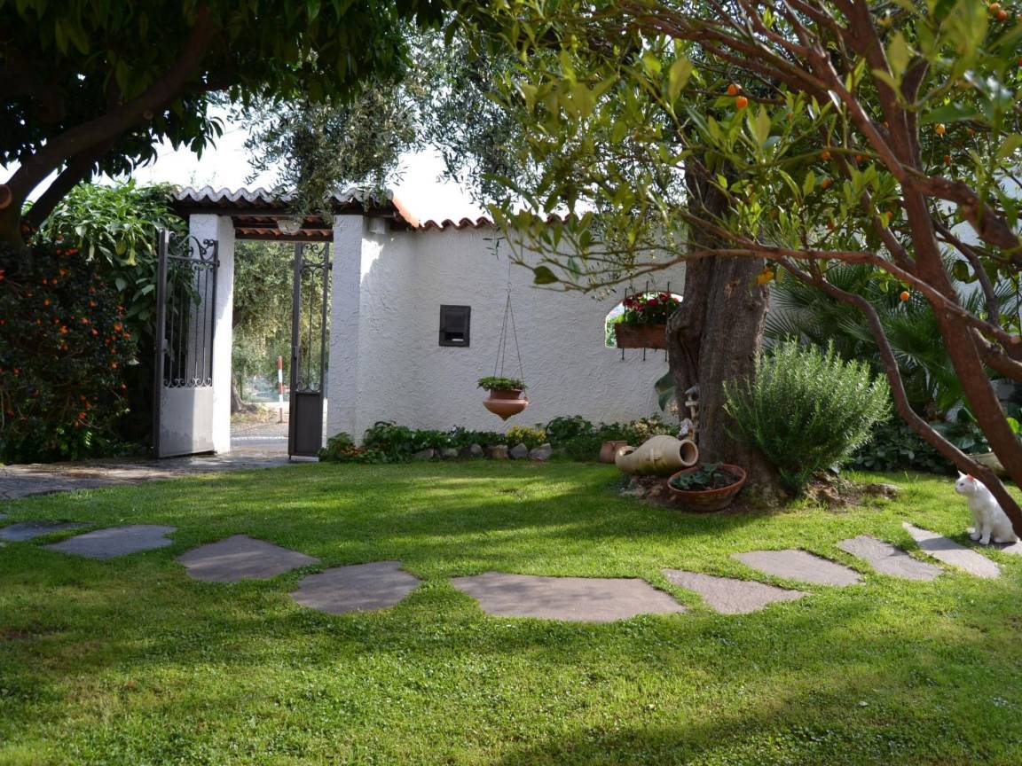 45 M² Appartement ∙ 1 Slaapkamer ∙ 4 Gasten - Imperia