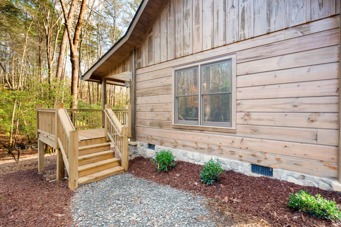 59 M² Cabin ∙ 2 Bedrooms ∙ 4 Guests - Cherry Log, GA