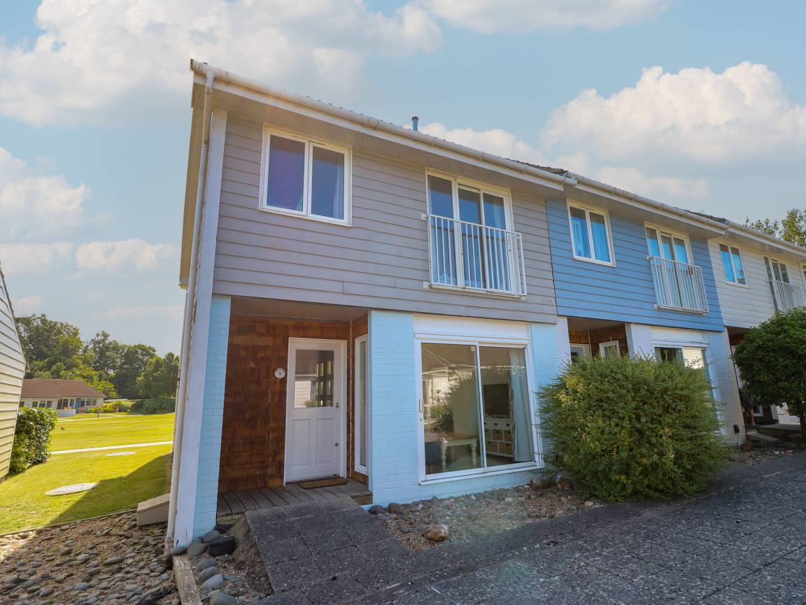 Cottage ∙ 3 Bedrooms ∙ 6 Guests - Lymington