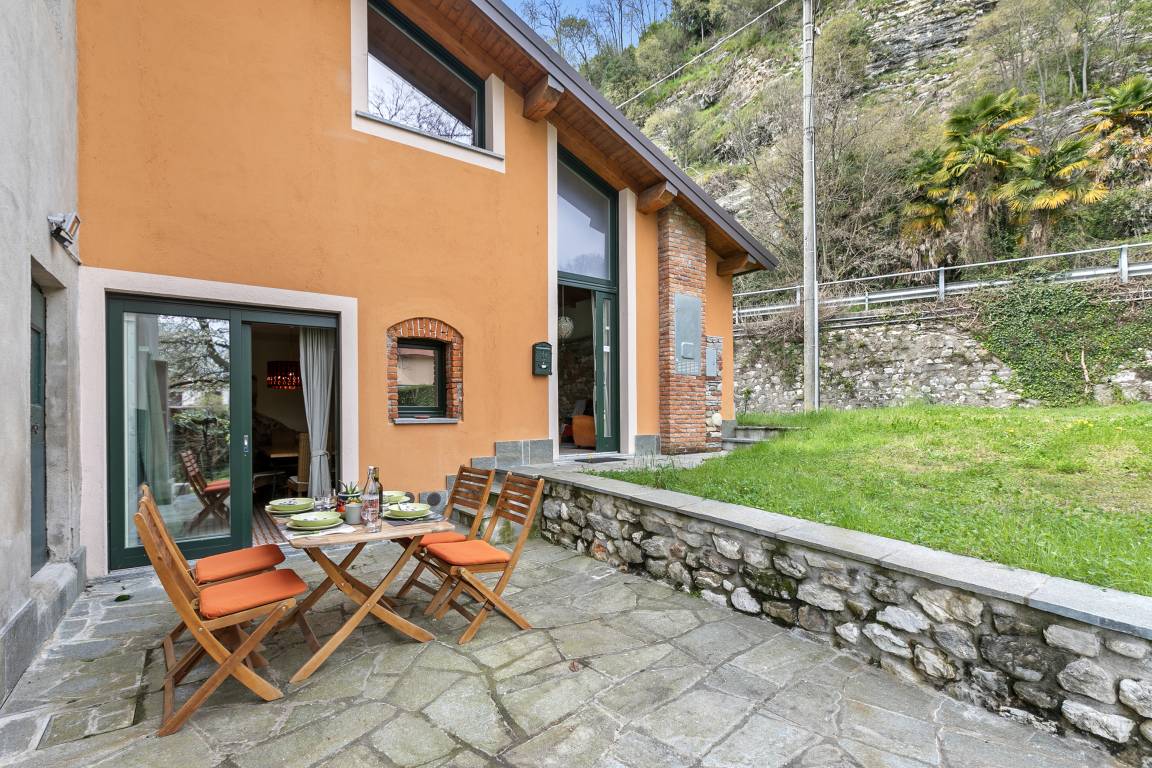 42 M² House ∙ 1 Bedroom ∙ 3 Guests - Lake Maggiore