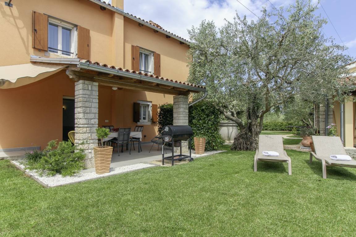 80 M² Maison De Vacances ∙ 2 Chambres ∙ 4 Personnes - Poreč