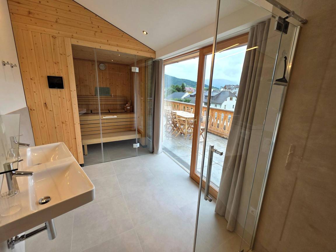 110 M² Ferienwohnung ∙ 3 Schlafzimmer ∙ 6 Gäste - Tamsweg
