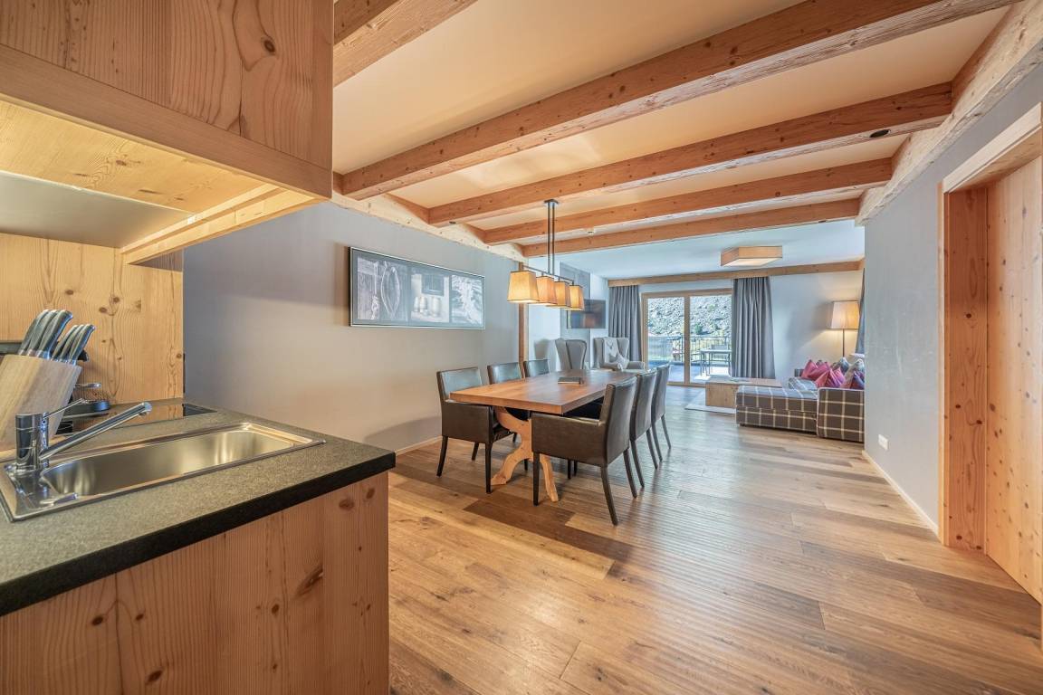 120 M² Apartment ∙ 3 Bedrooms ∙ 5 Guests - Obergurgl